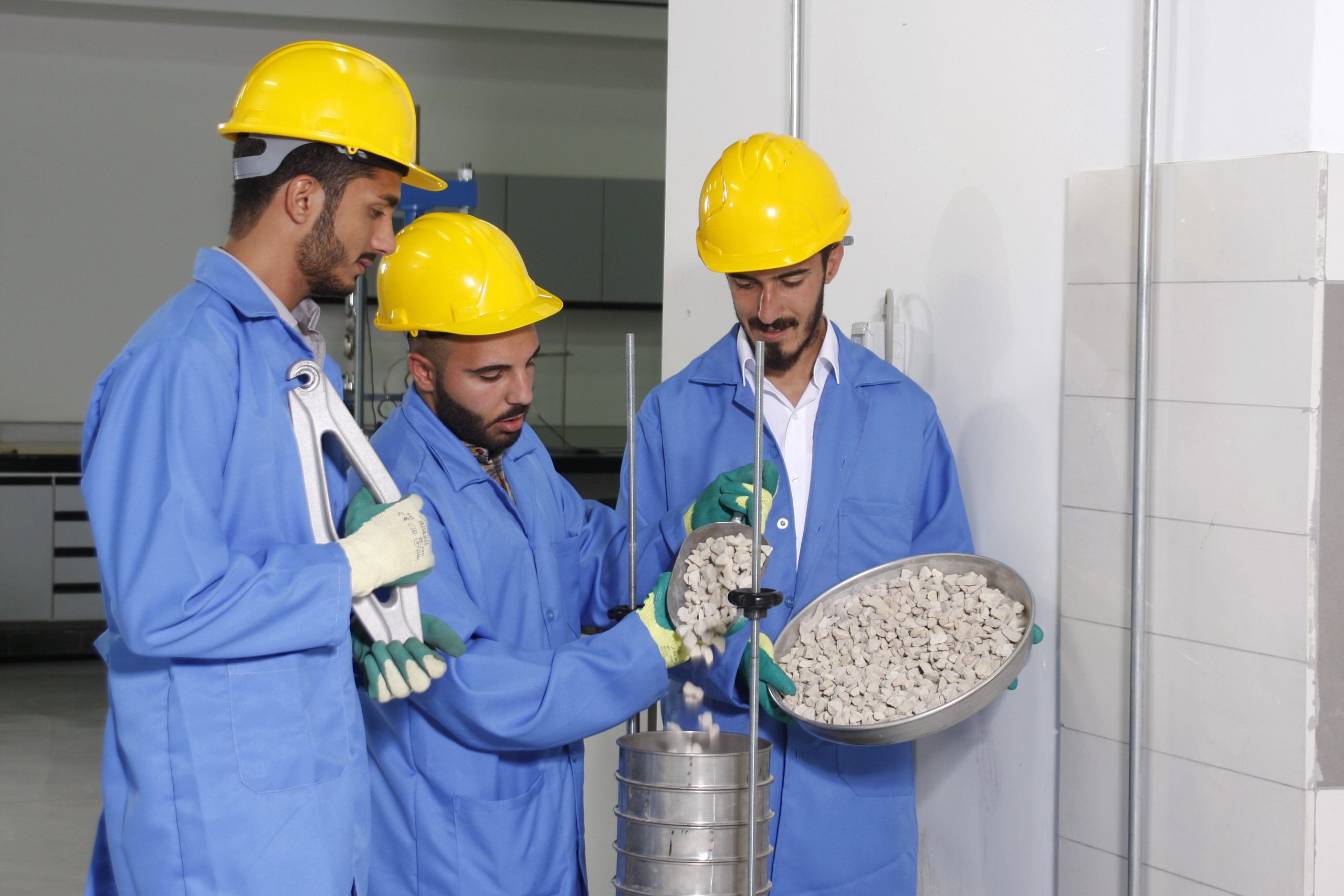 كلية لومينوس الجامعية التقنية – Luminos Technical University College